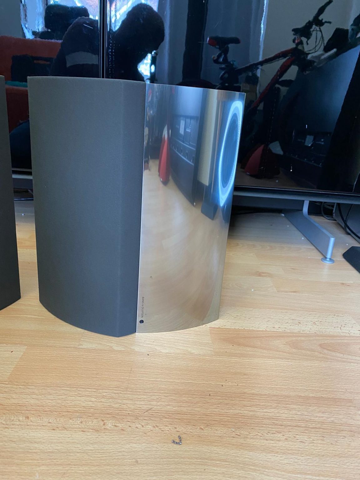 Bang & Olufsen BeoLab 4000 MK2 Active Loudspeakers in Grey | SkynnexAV