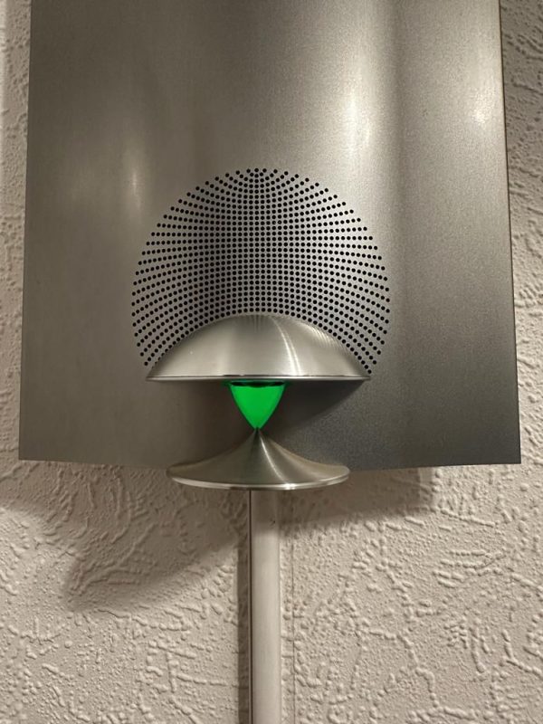 Bang & Olufsen Beolab 12.2 Topaz With Wall Bracket | SkynnexAV